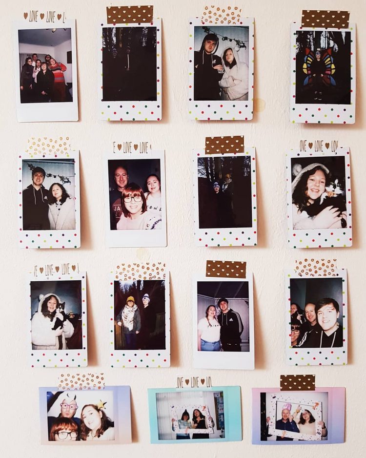 Polaroid Collage Ideas For Your Bedroom Mom s Got The Stuff