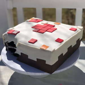 Minecraft Birthday Cake Ideas and Recipes - Mom's Got the Stuff