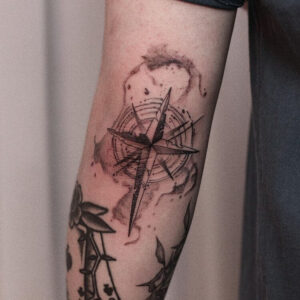Compass Tattoo Ideas for Women - Mom's Got the Stuff