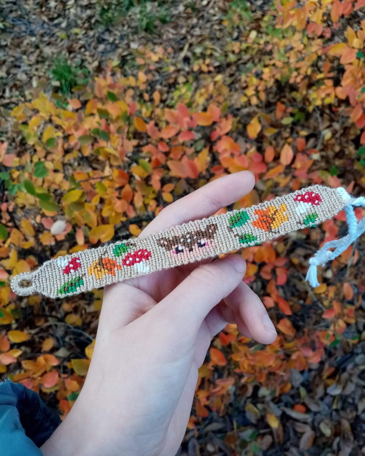 Free Friendship Bracelet Patterns - Mom's Got the Stuff