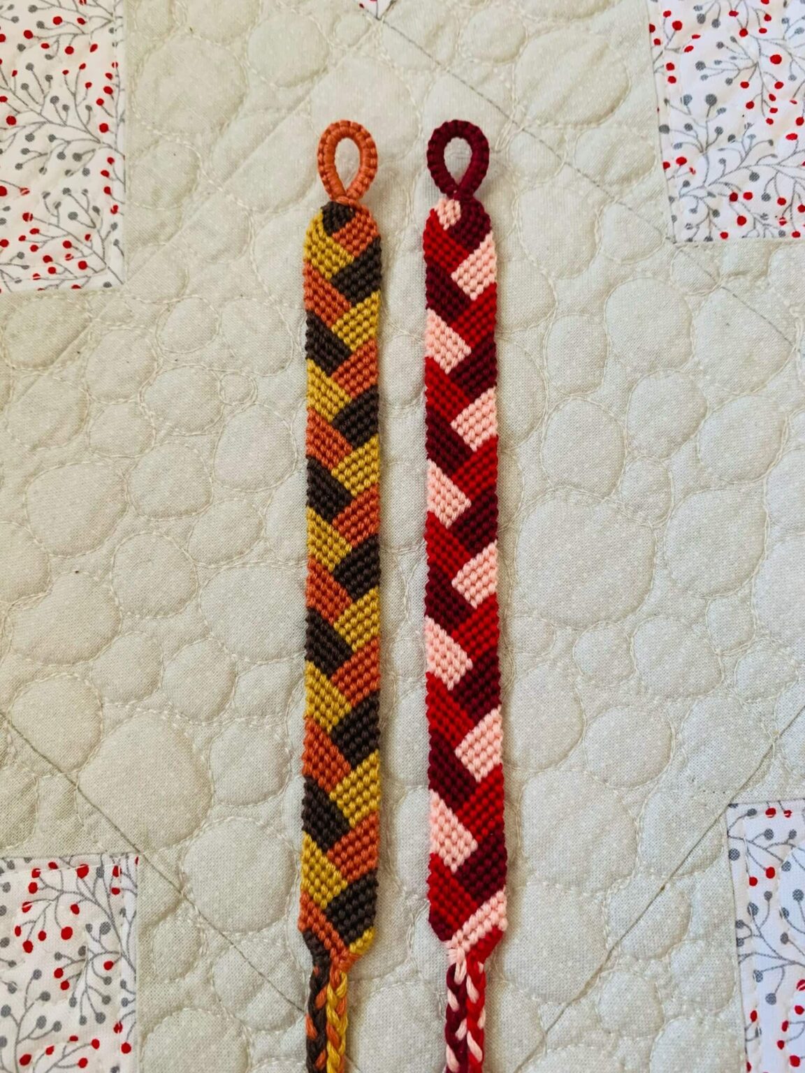 Free Friendship Bracelet Patterns - Mom's Got the Stuff